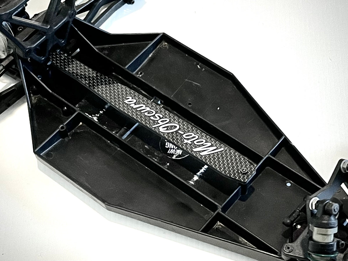 RC10 B2 / B3 / T3 Carbon Fiber Battery Strap – Moto Obscura